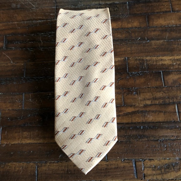 Joseph Abboud | Accessories | Elegant Tan Patterned Mens Tie | Poshmark